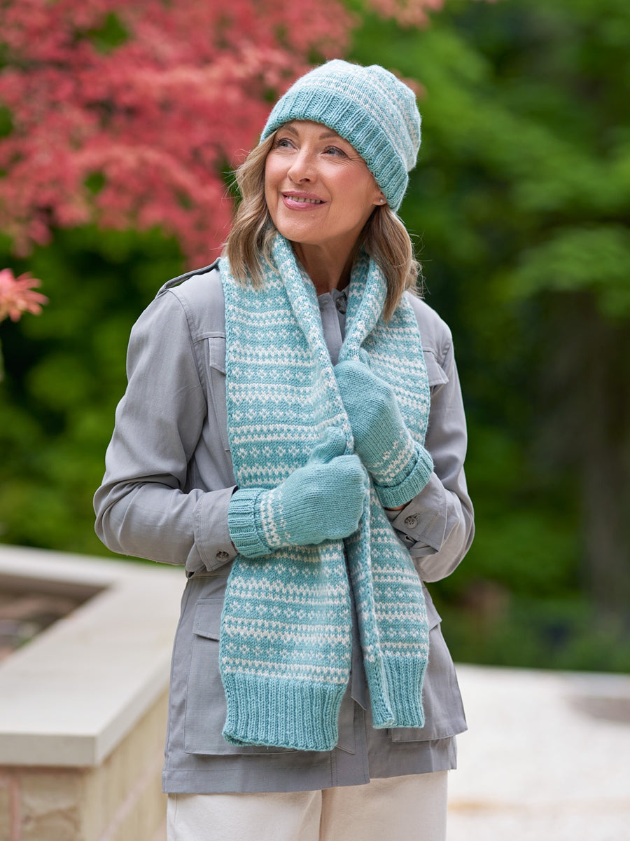 WYS Pure DK - Nouveau Pattern Book – FolkloreYarns