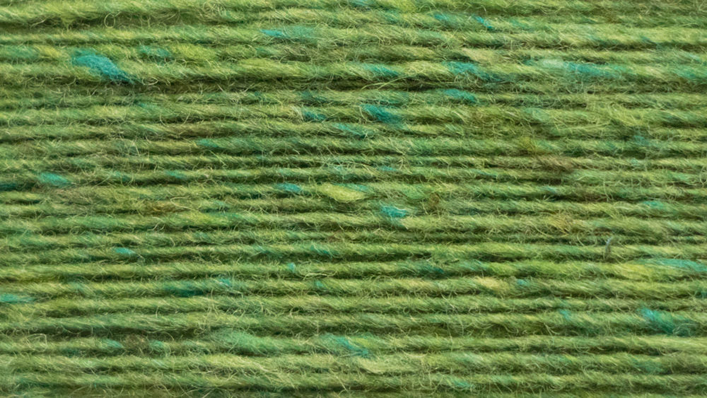 Banbha - 80% Merino, 10% Cashmere, 10% Mulberry Silk Tweed – FolkloreYarns